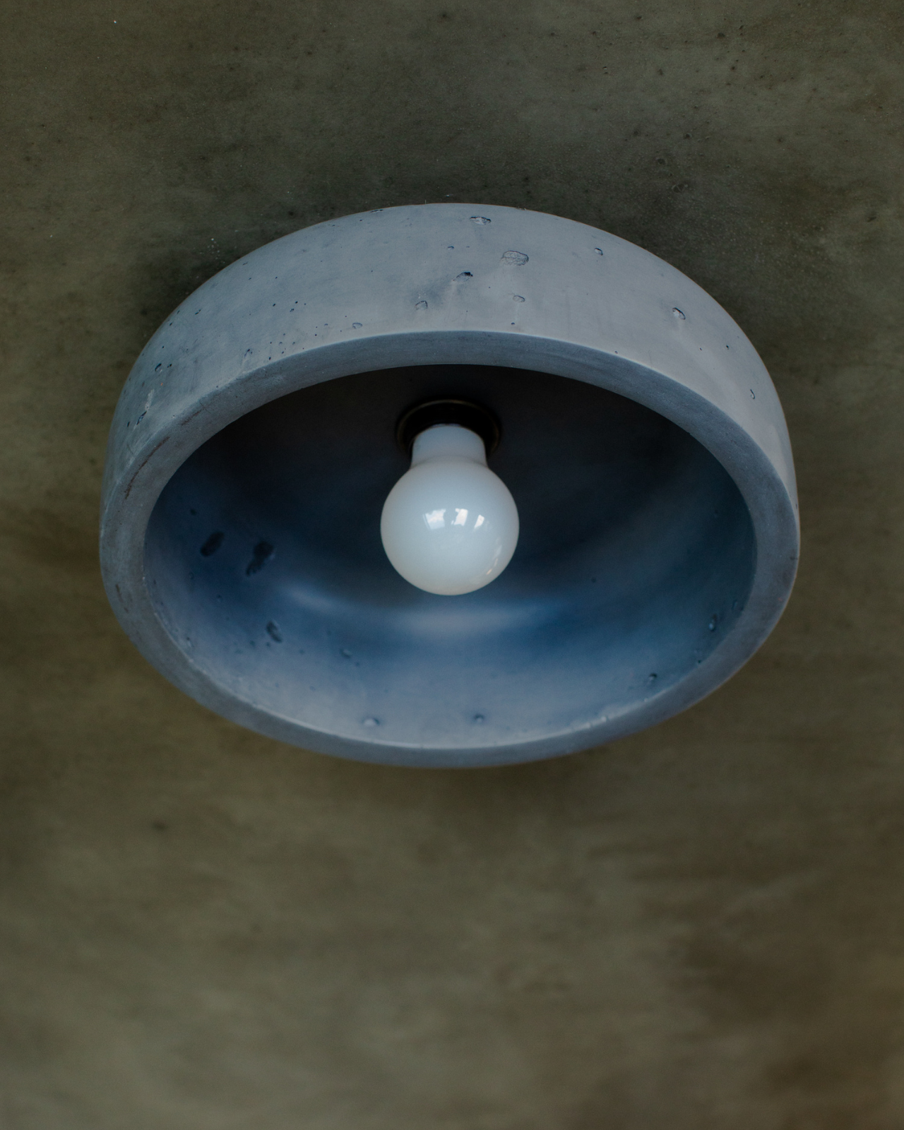 Wide Bowl Concrete Ceiling Light – Lighting Collective